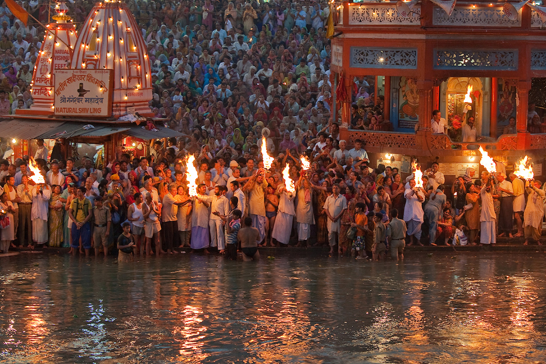 Ganga aarti - Art Wolfe